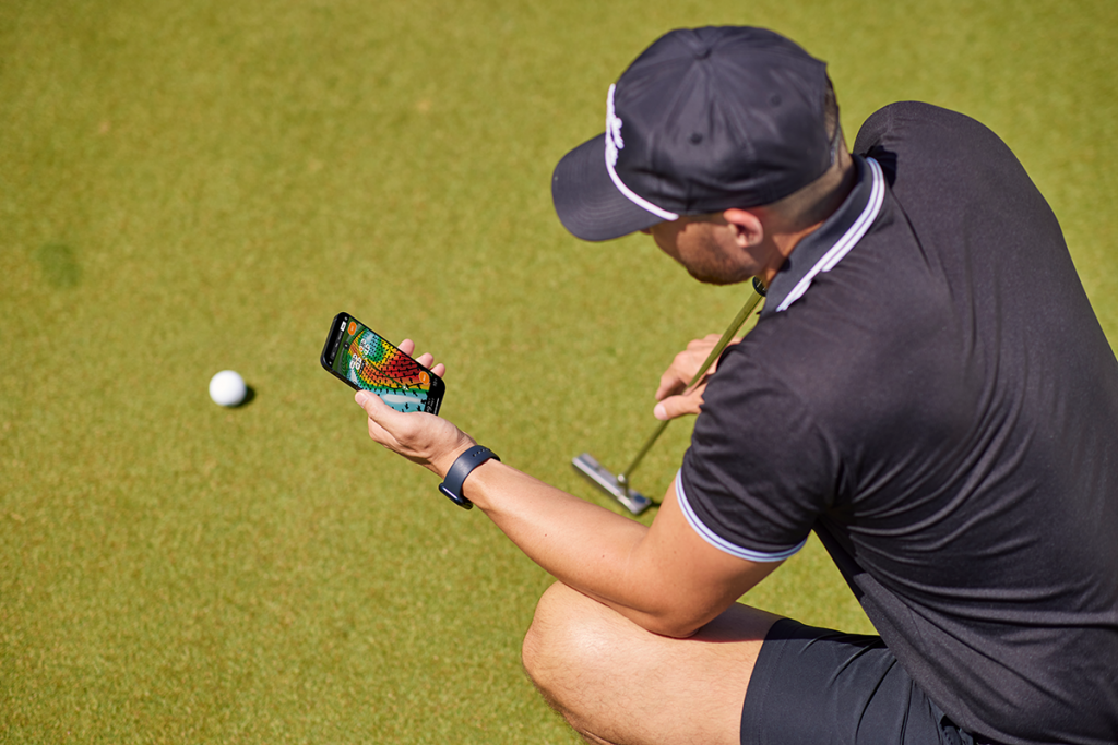 Reading Golf Greens Like the Pros: Strategies for Precision Putting ...
